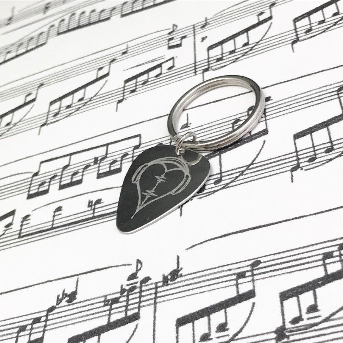 Guitar Pick Heart Bit – Onememorylane